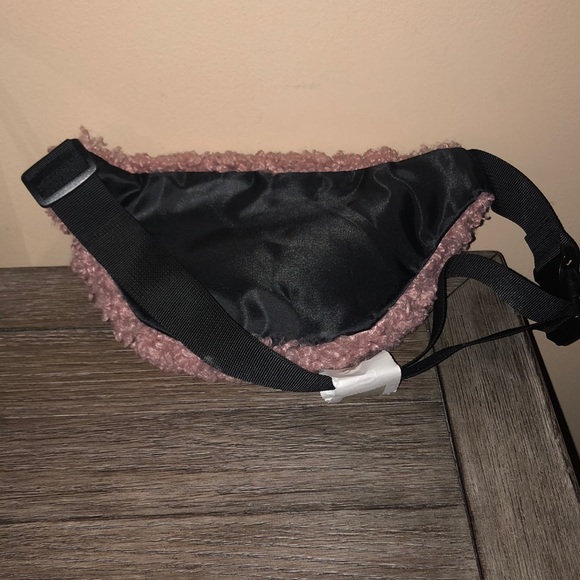 Claire's | Bags | Fuzzy Fanny Pack Nwt | Poshmark